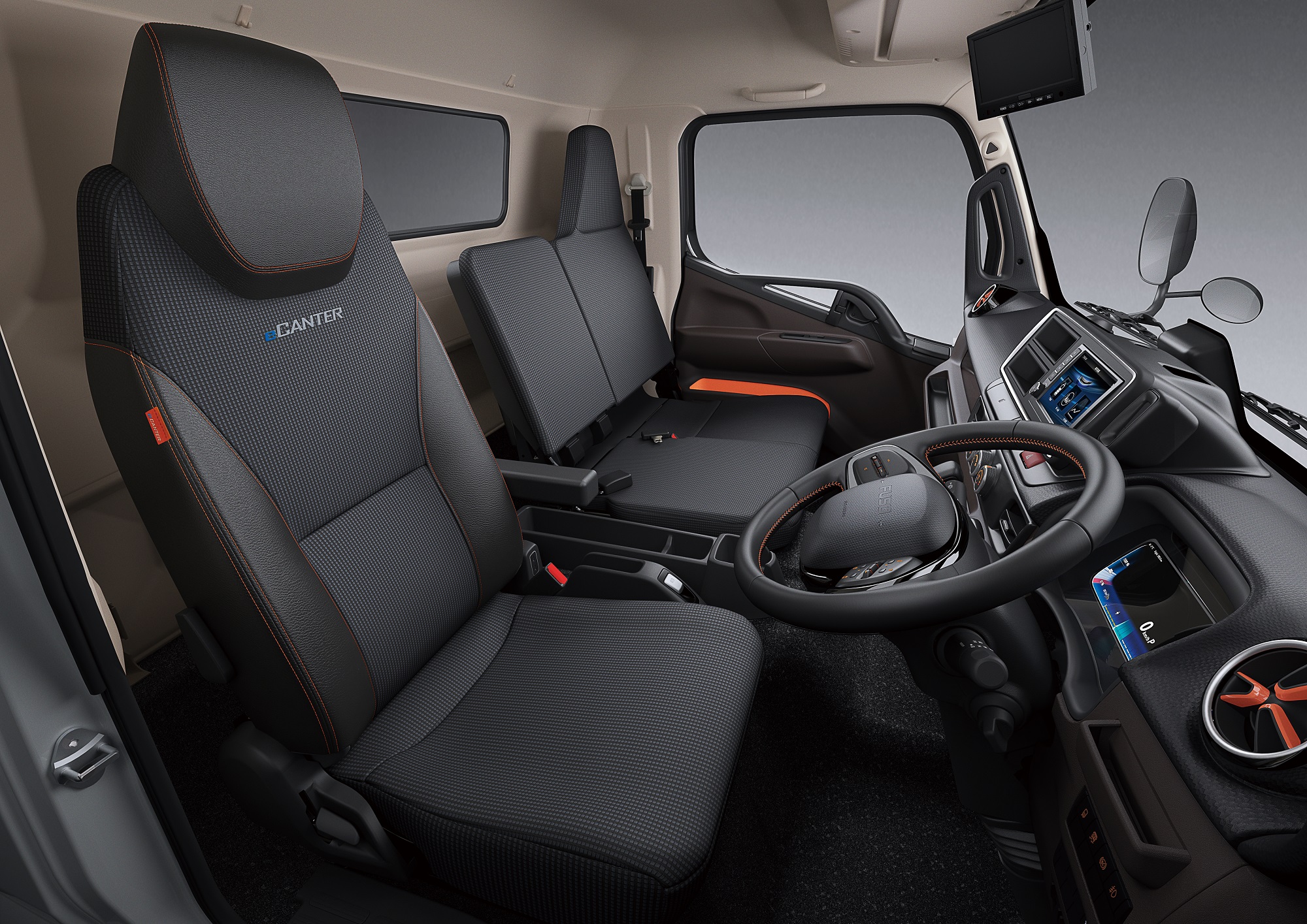 電気小型トラック「eCanter」新型モデルを発売